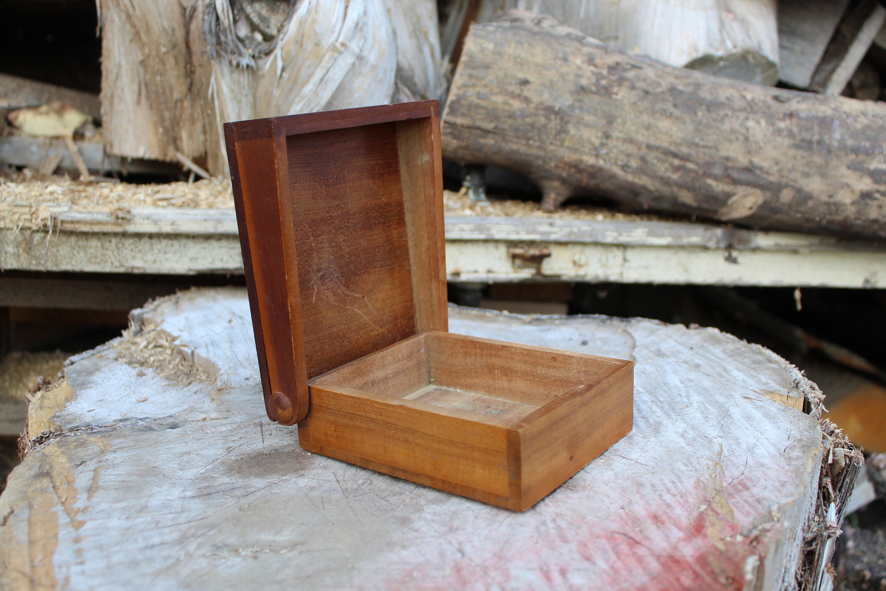 Hand-engraved Wooden Box Vintage Keepsake Box Wooden Jewelry Box Wooden ...