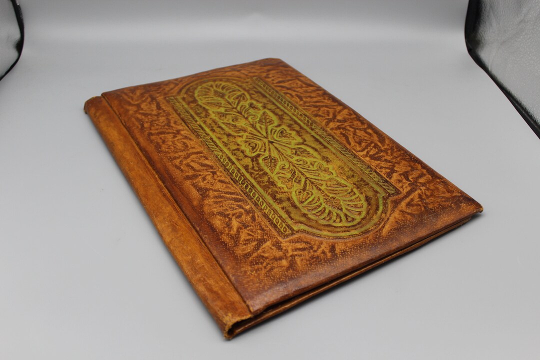 Vintage Leather Folder. Embossed Leather Folder for Documents. - Etsy