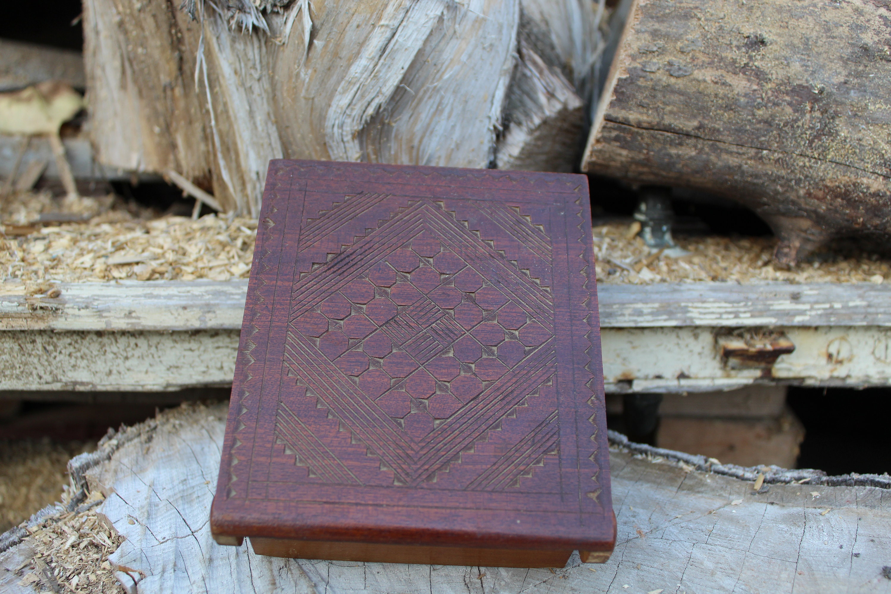 Hand-engraved Wooden Box Vintage Keepsake Box Wooden Jewelry Box Wooden ...