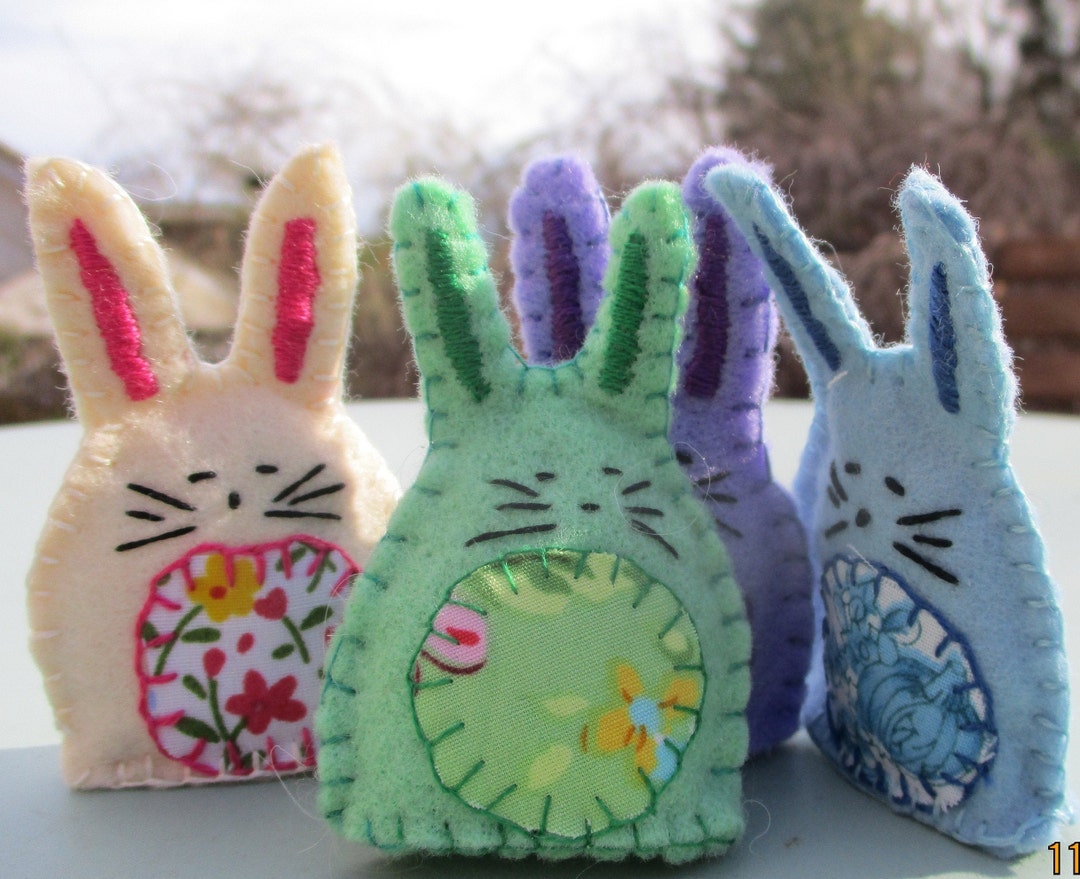 Sew Felt Bunnies - DIY Rabbits - Easter Decoration - Make Your Own Felt ...