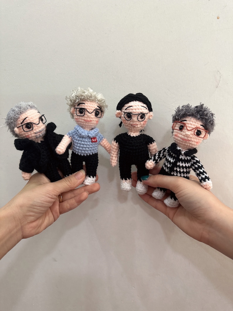 Custom Amigurumi Doll Keychains, Personalized Crochet Gifts, Mini ...