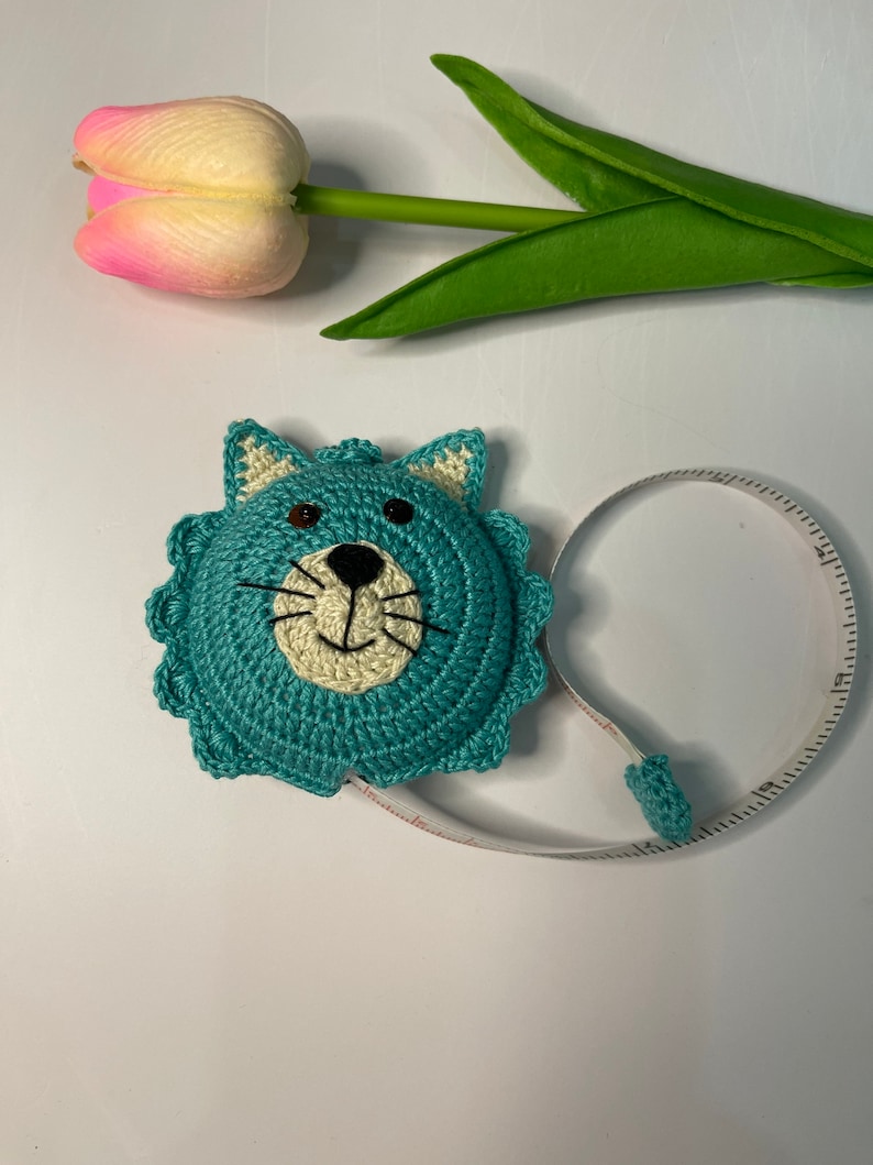 Cat Tape Measure | Hand Knitting Cat | Scroll Ruler | Rulers, Crochet ...