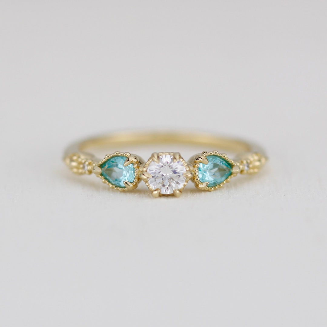 Engagement Ring Gold and Diamonds, Vintage Style Diamond Ring, Blue ...