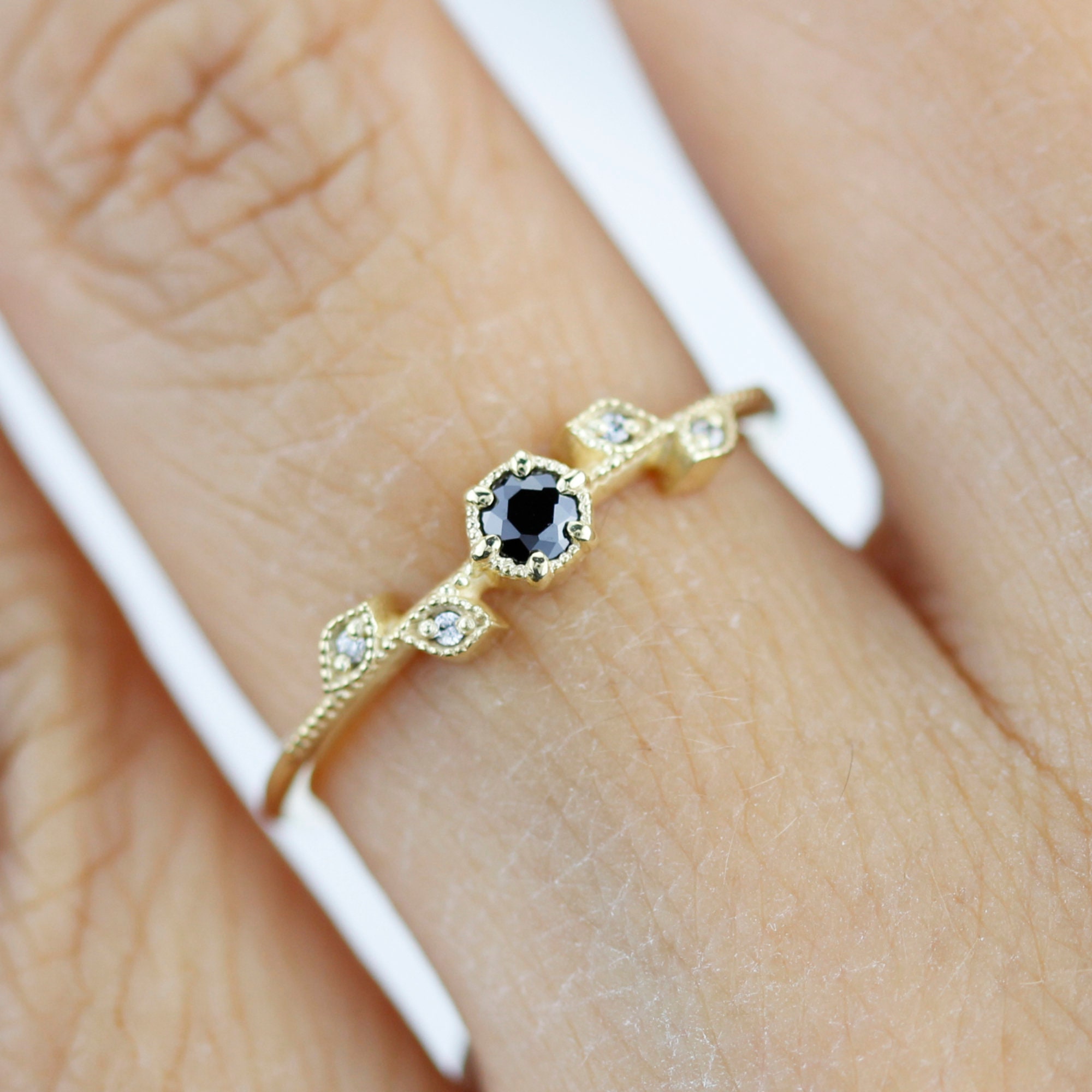 Latest simple ring design store