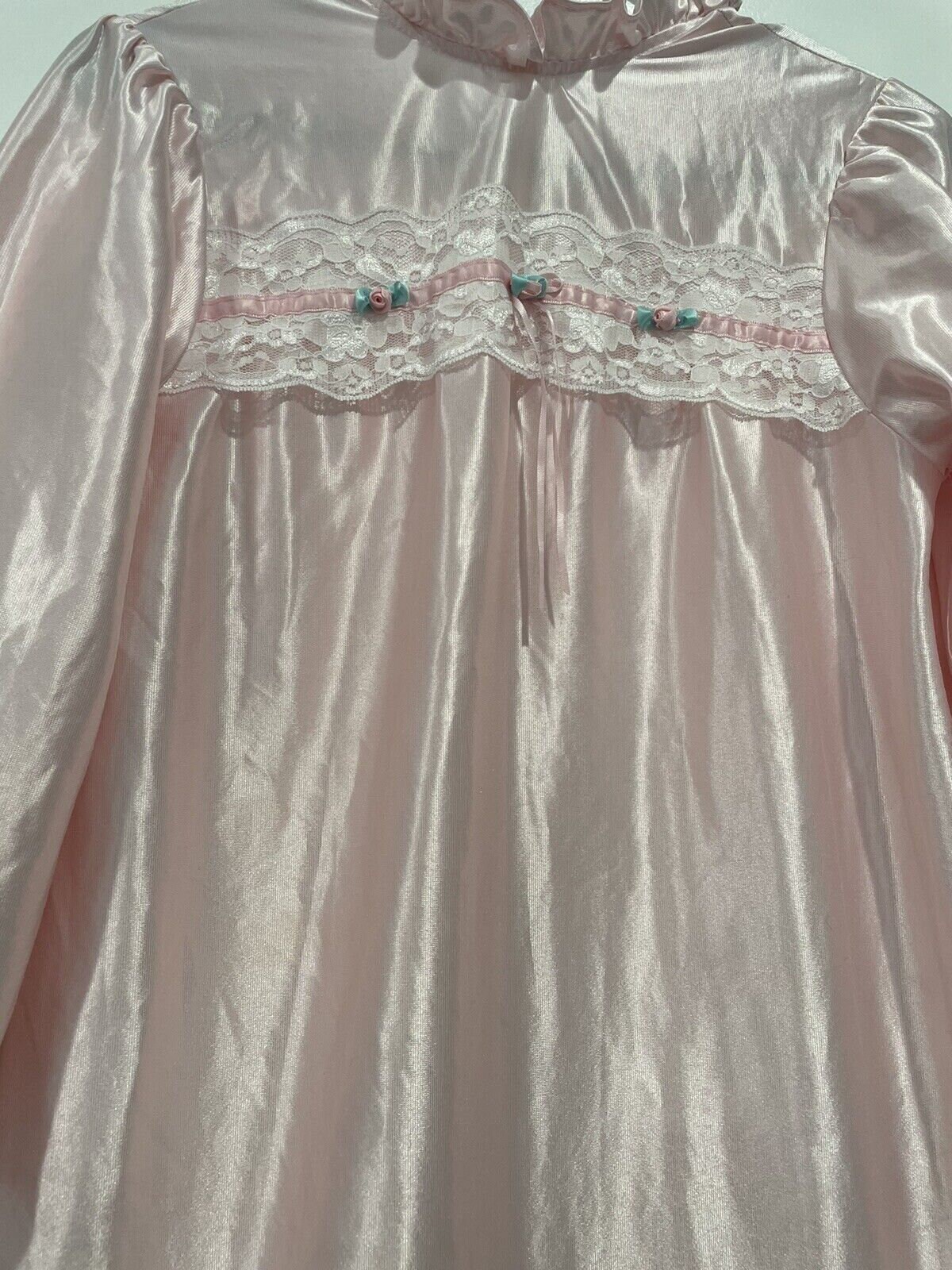 VINTAGE ROSE COTTAGE Pink Satin Ruffle Roses Long Nightgown Sleep Gown ...