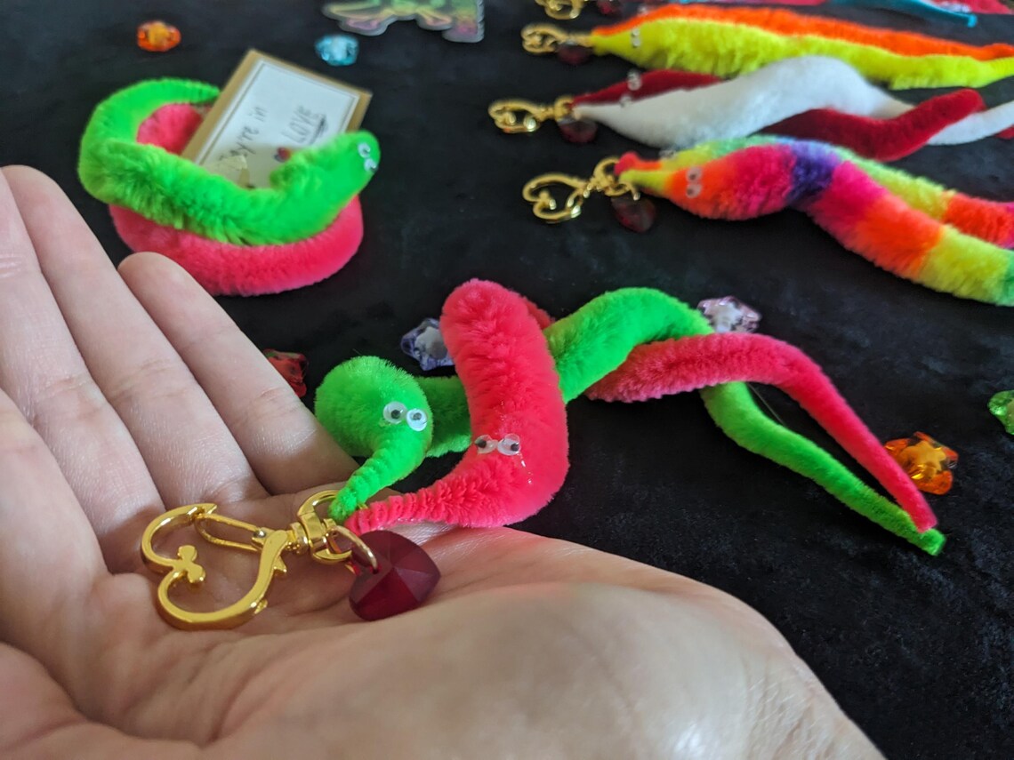 Worms in Love | Double Worm Keychain - Etsy