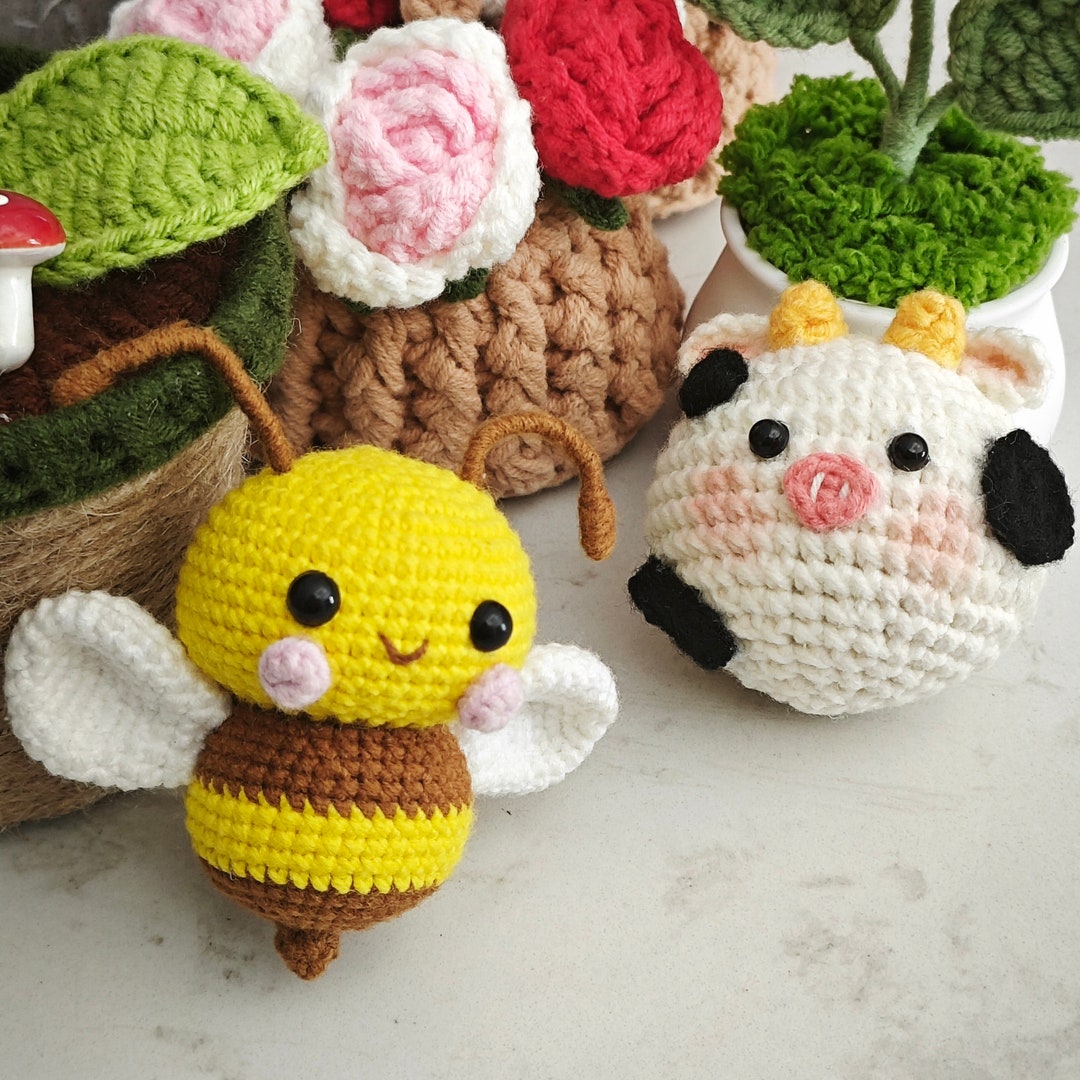 Happy Bee Crochet,cute Pig Crochet, Car Ornaments,crochet Decoration ...