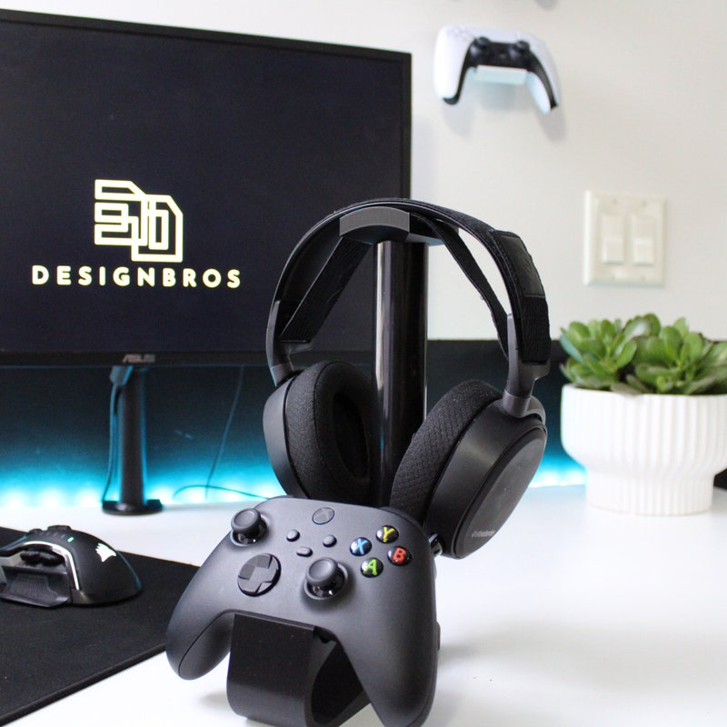 Headset and Control Stand - Etsy