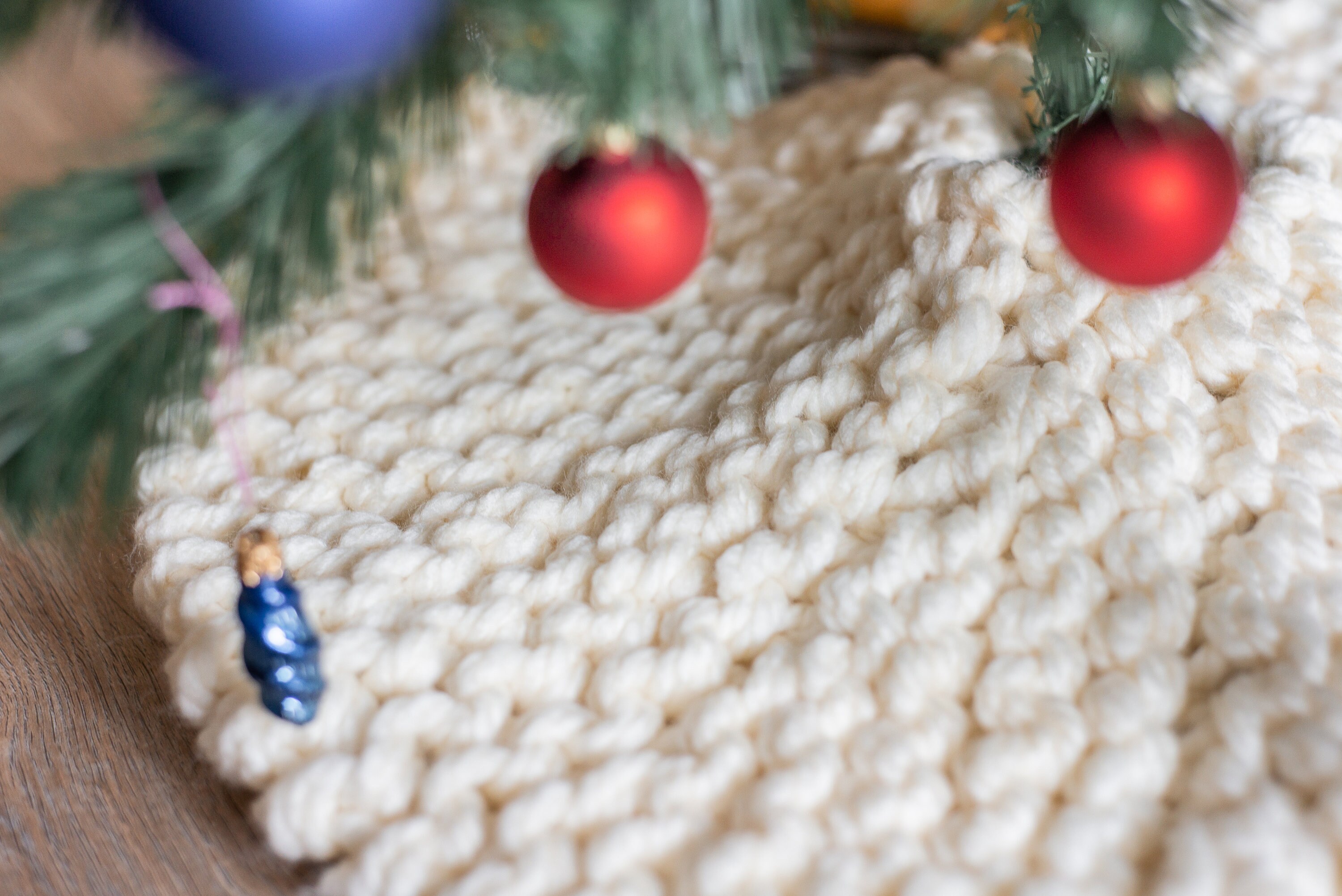 Christmas Tree Skirt Knitted Tree Skirt Tree Wrap Chunky Knit - Etsy