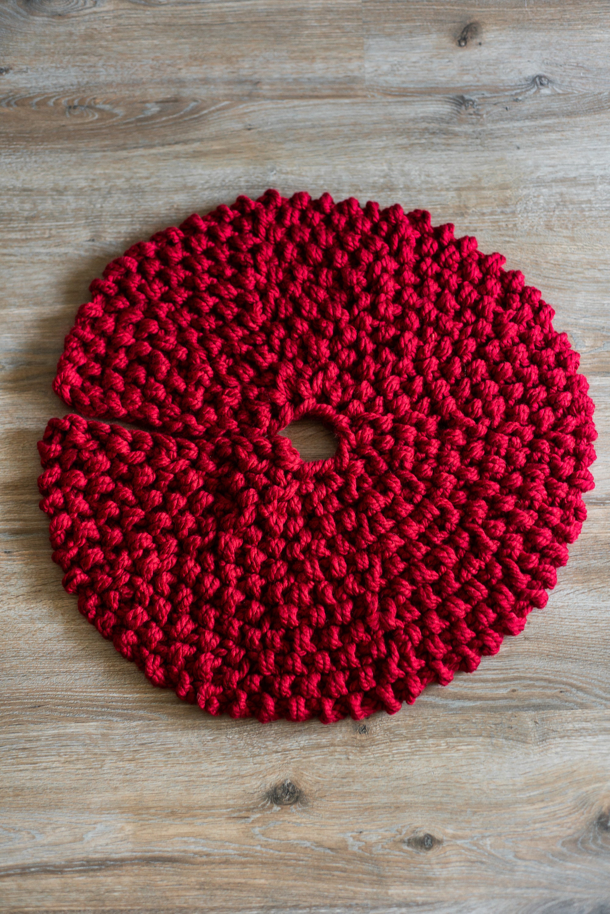 Christmas tree skirt Red tree skirt Knitted tree skirt Jumbo | Etsy