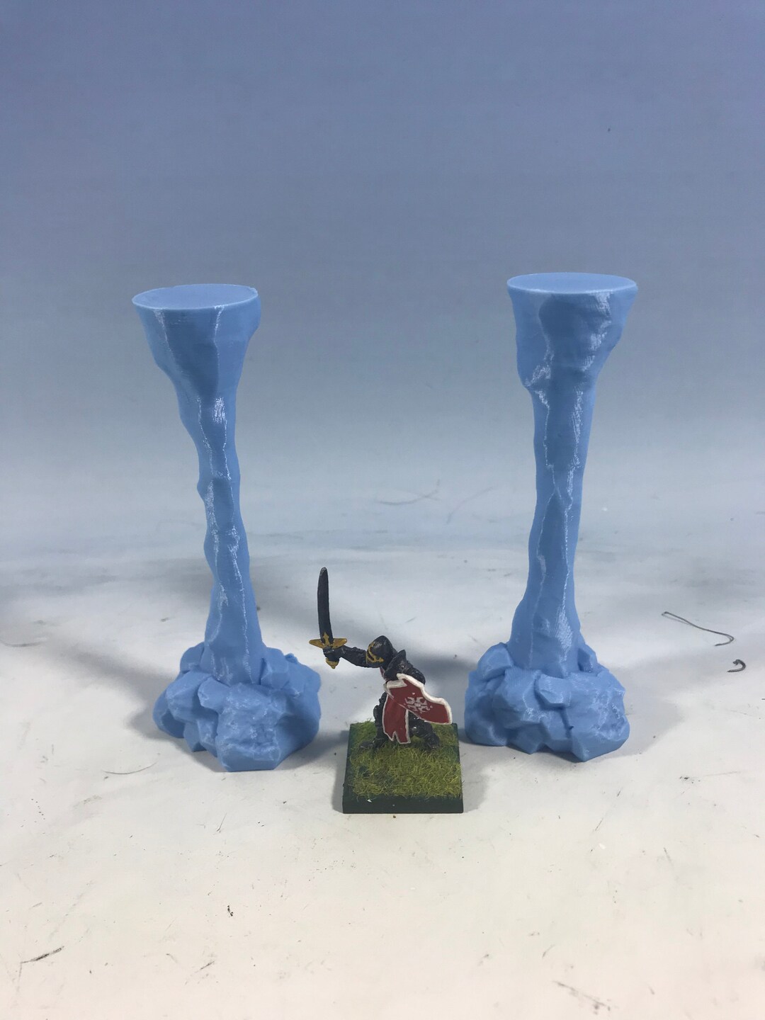 Skyless Realms - Dry Cavern Small Pillars Ice Blue- EC3D Gaming Terrain ...