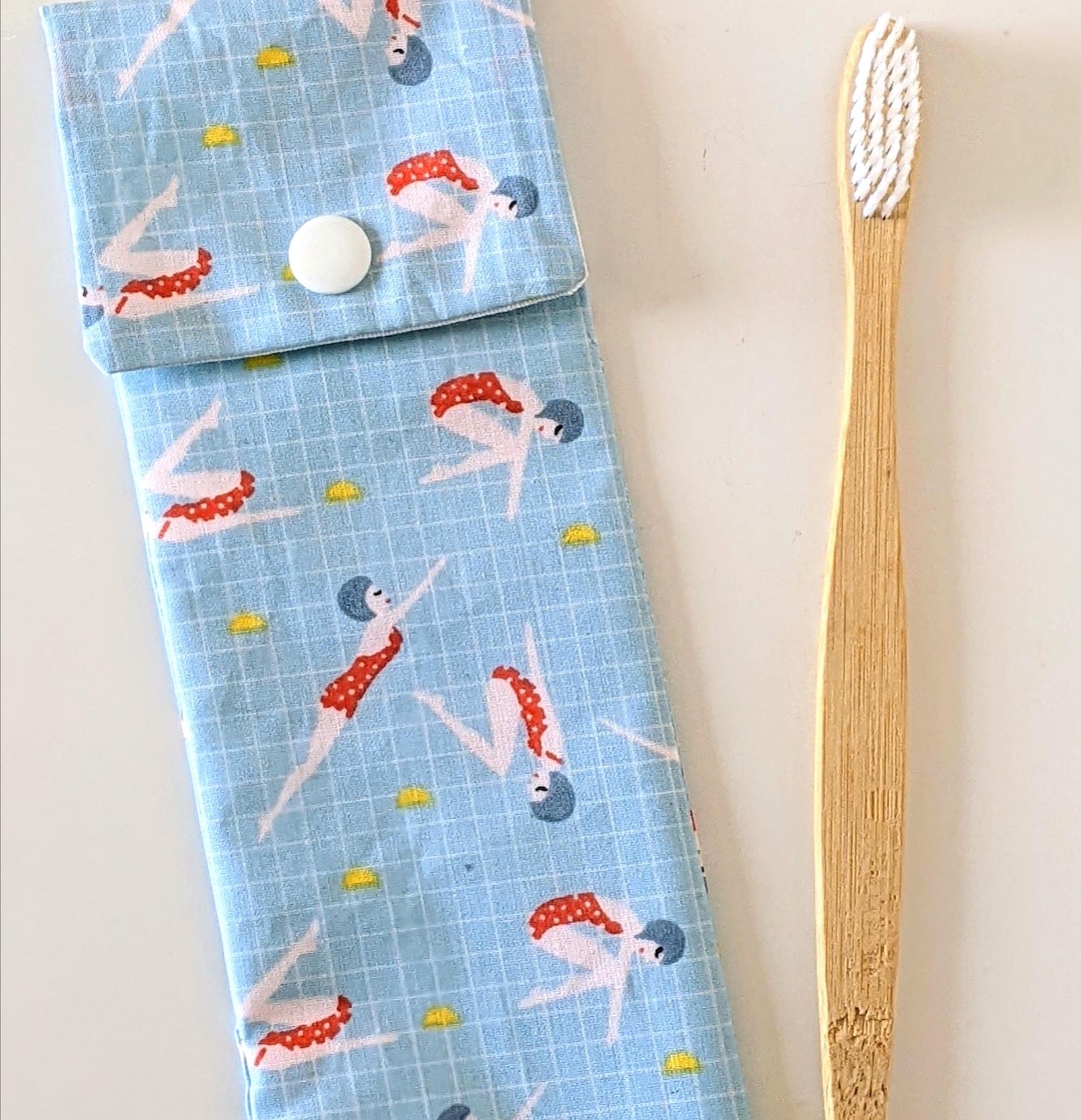 Waterproof Coated Cotton Toothbrush & Toothpaste Case With Swimming ...