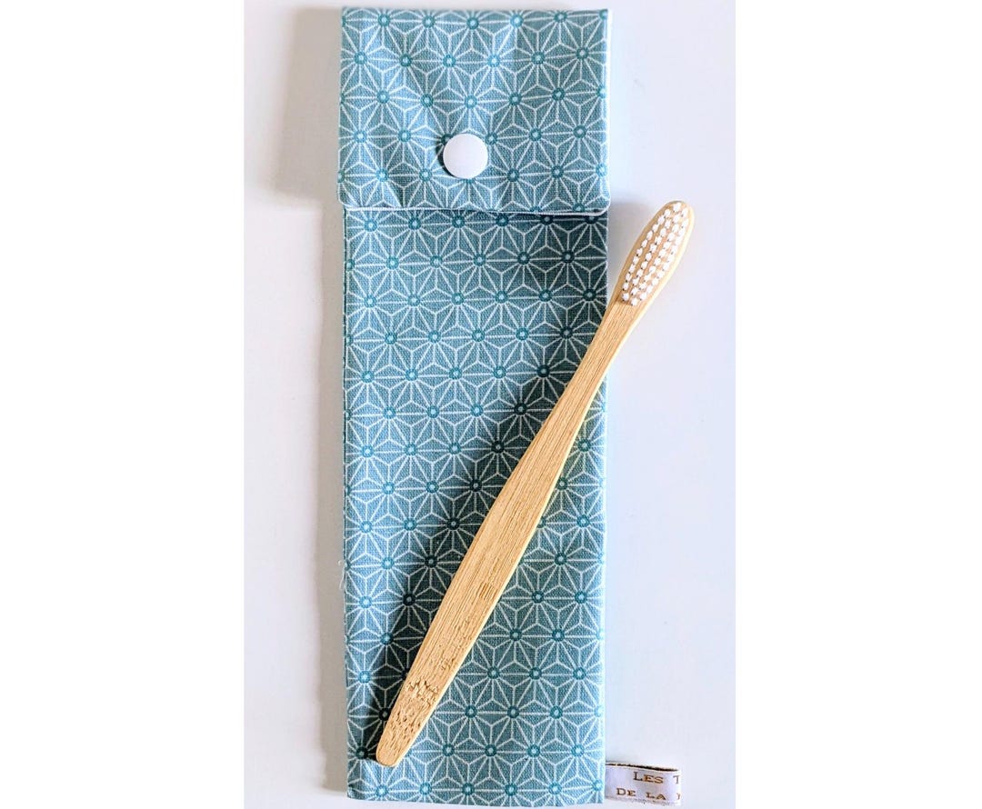 Waterproof Toothbrush/toothpaste & Soap Pouches - Celadon Green ...