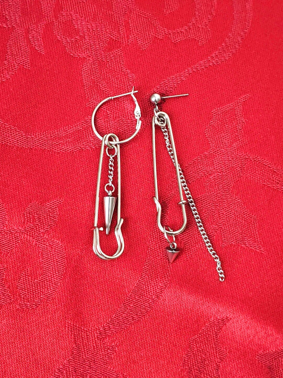 BTS Kpop Mismatched Safety Pin Darts Earrings Dangle Drop - Etsy