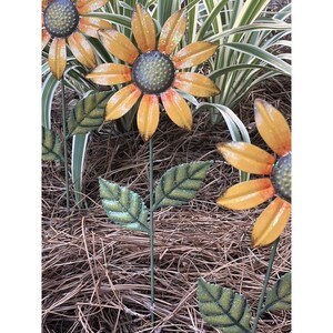 2x Whimsical Metal Yellow Flower Garden Stakes Flower Pot Deco ...
