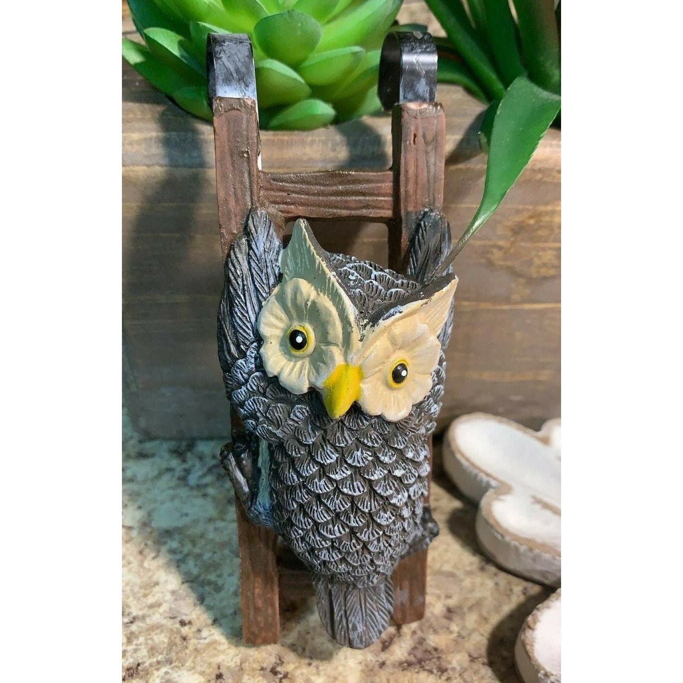 Gardening & Plants Flower Pot Hugger Bumblebee Hanger Bumblebee Resin ...