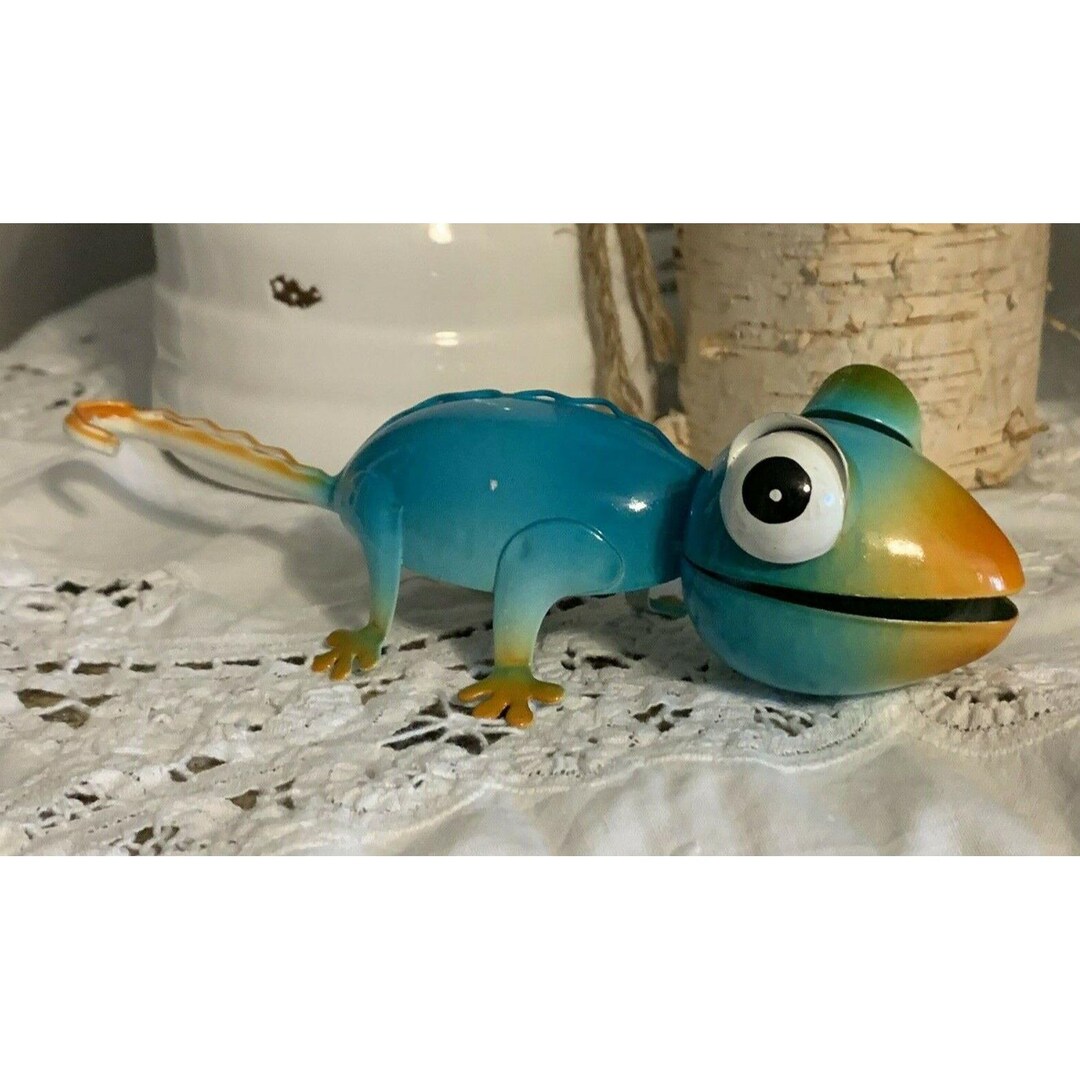 Blue Metal Yard Small Lizard Sculpture WHIMSICAL Garden Statue Home ...