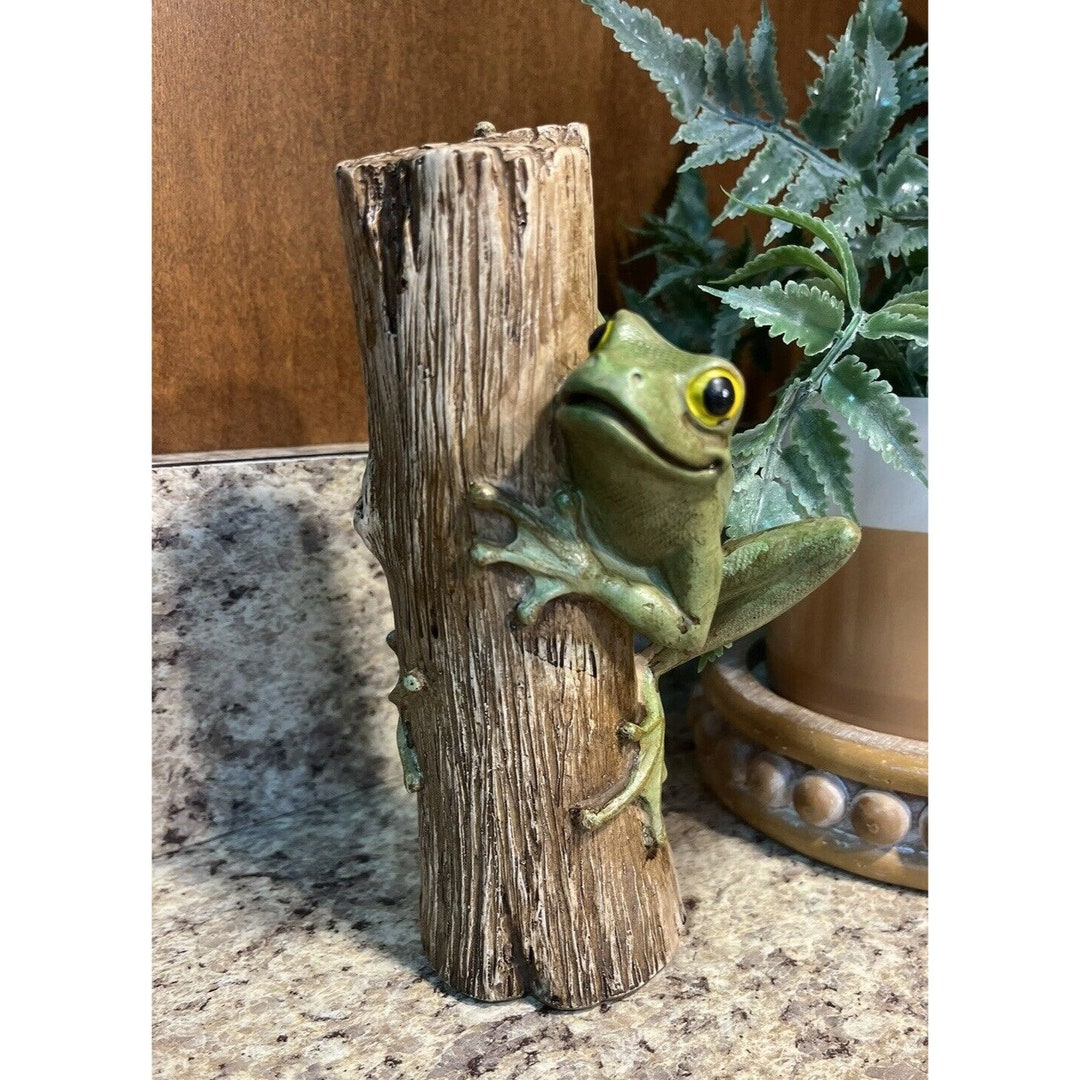 Whimsical Green Frog Garden Resin Small Porch Woodland Frog on Stump ...