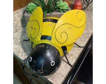 Outdoor Bee Statue - Etsy