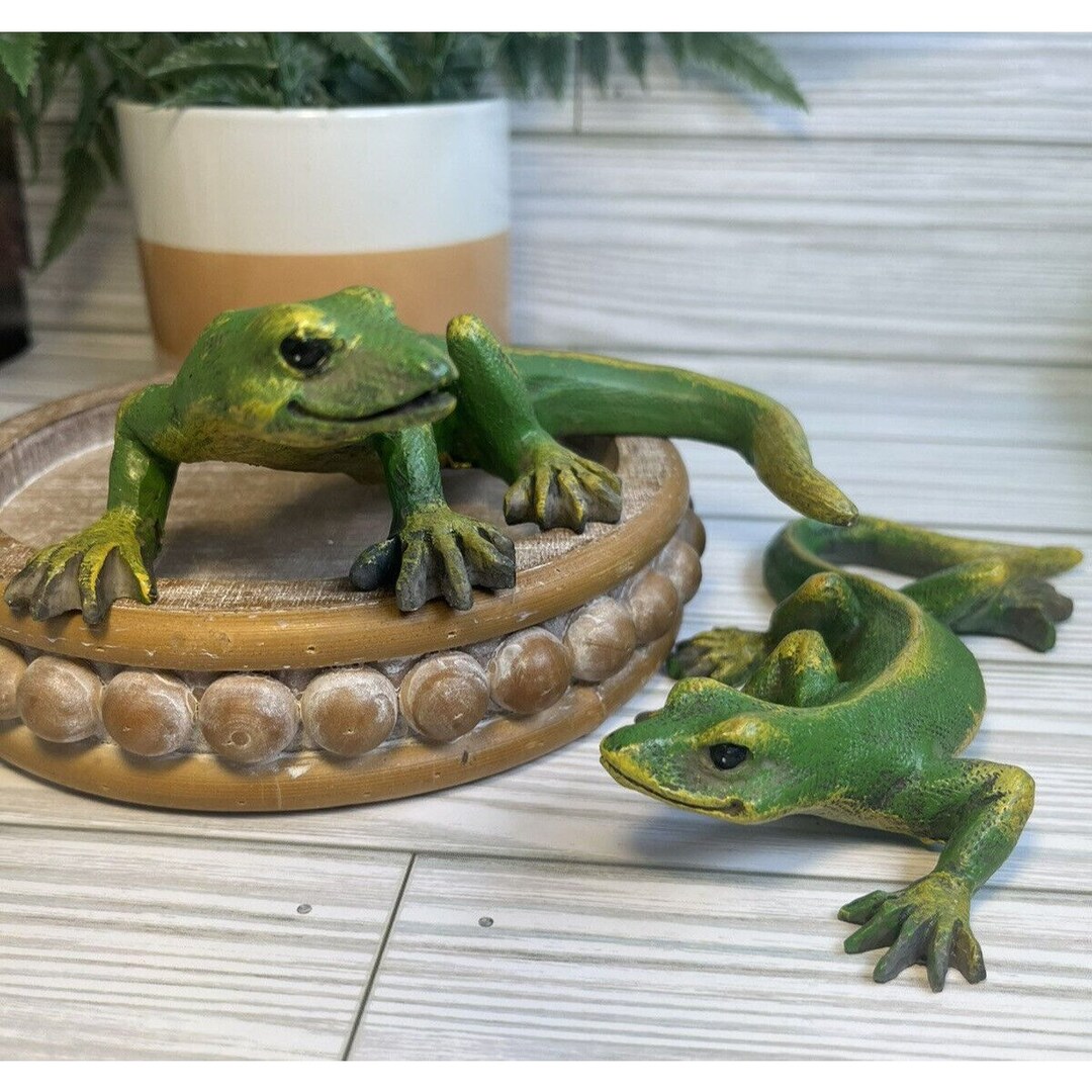 2x Yard Sculpture Green Lizard WHIMSICAL Garden Statue Resin Garden ...