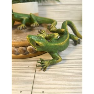 2x Yard Sculpture Green Lizard WHIMSICAL Garden Statue Resin Garden ...