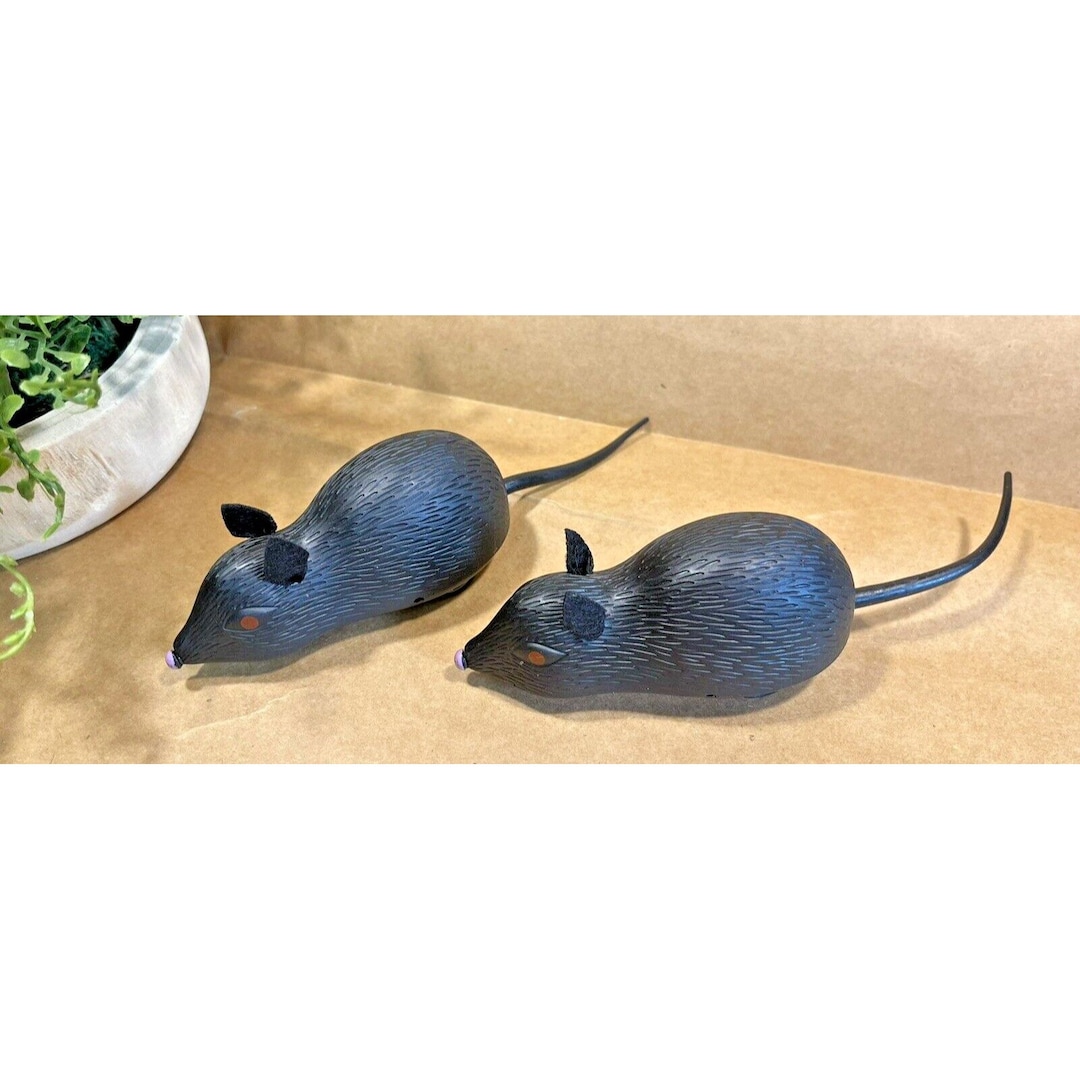 2x Realistic Pull & Push Rats Fake Halloween Plastic Moveable Black ...
