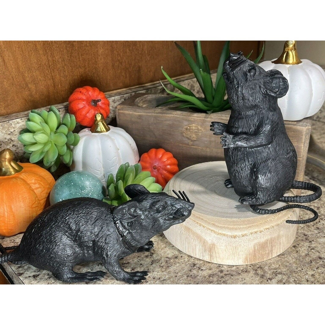 2x Realistic Rats Fake Halloween Plastic Black Rats Squeaker Rat ...