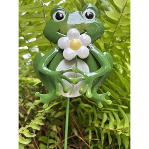 3D Frog Metal Garden Pick Metal Garden Pick Toady Frog Flower Pot Stake ...