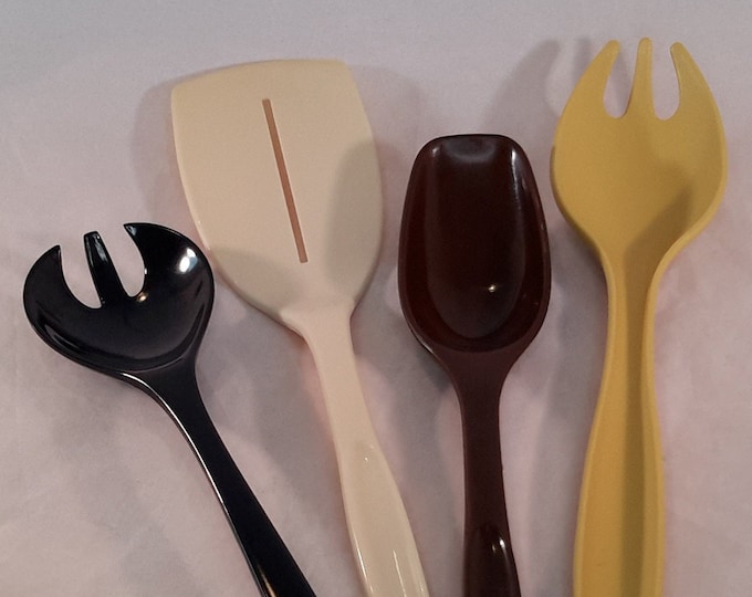 Assorted Vintage Nylon Cooking Utensils Tupperware & Foley Kitchen ...