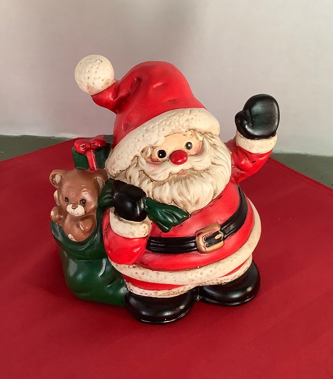 Cute Musical Santa Figurine 1985 Enesco Designed Giftware Ceramic Santa ...