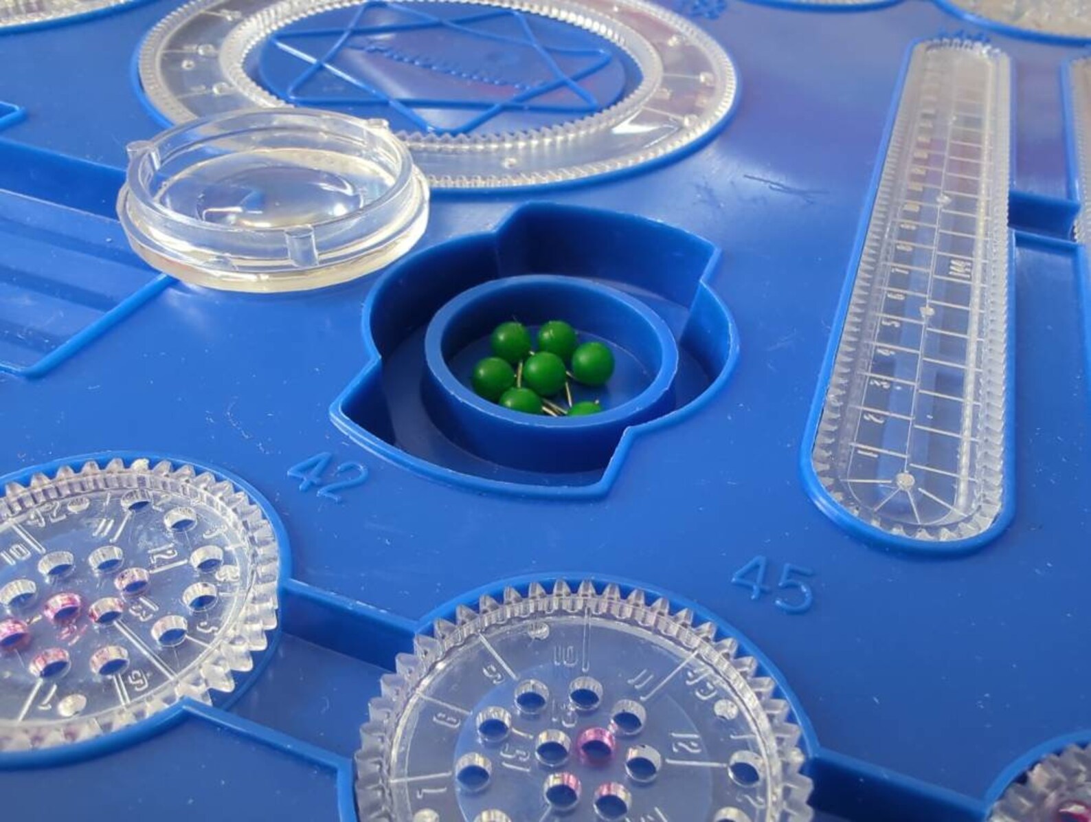 1967 Kenner's 401 New Spirograph for All Ages A Simple - Etsy