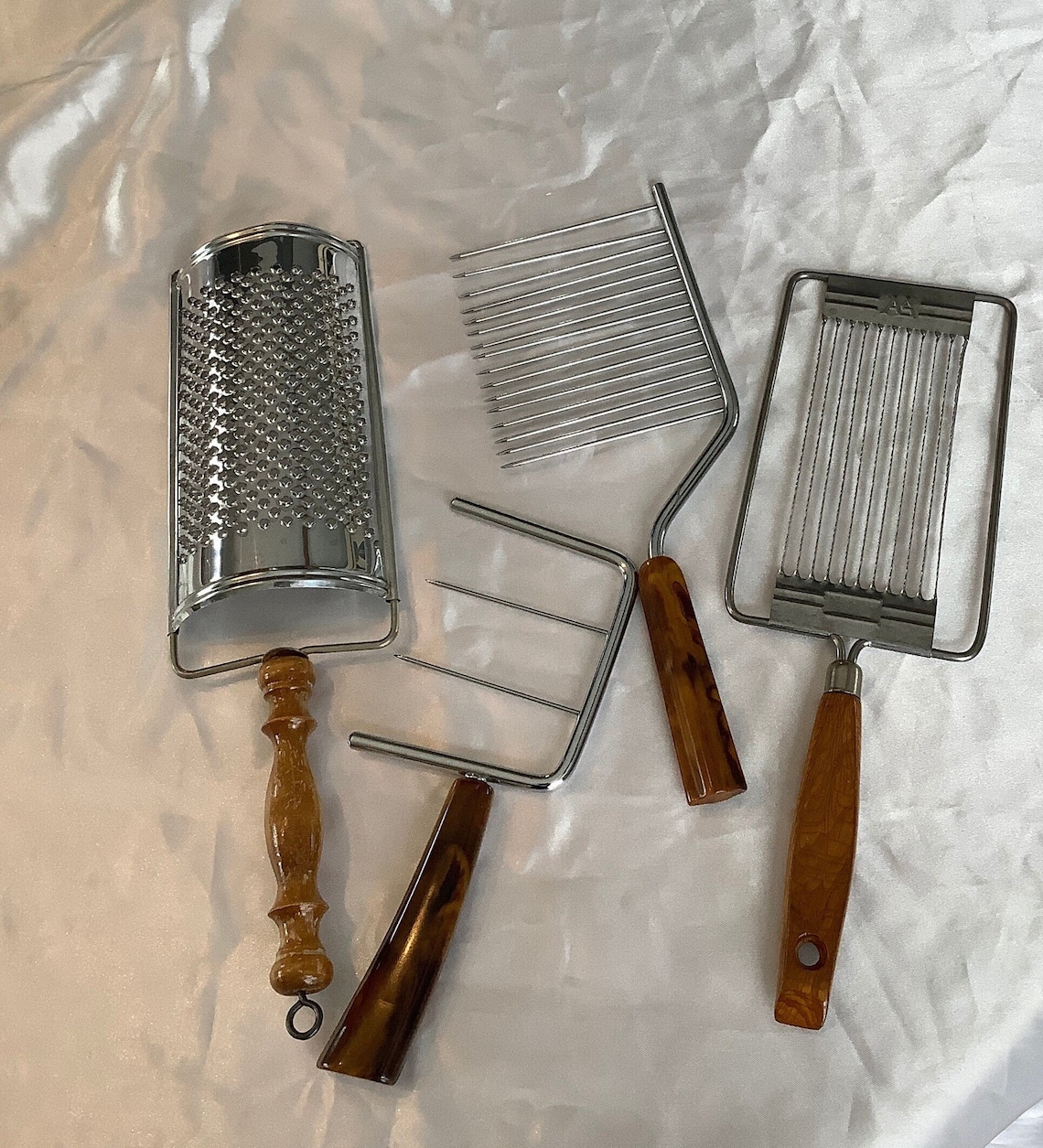 Sharp Kitchen Objects Vintage Cake Breaker Tomato Slicer - Etsy