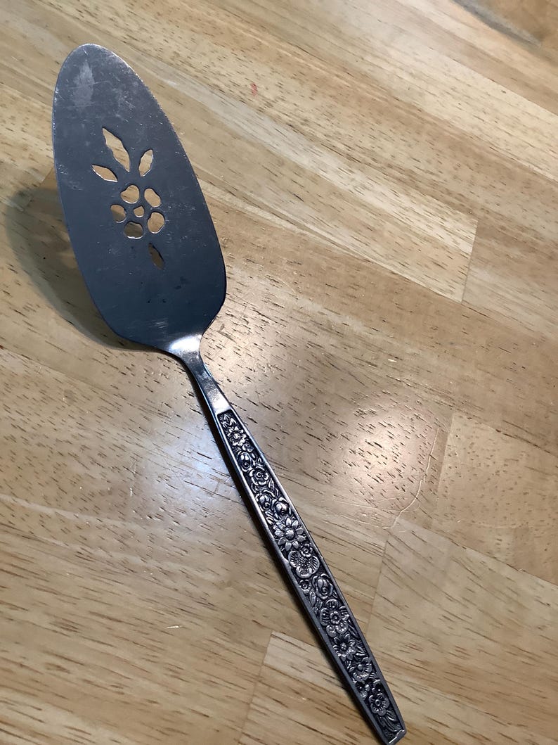 LIFETIME Vintage Floral Pattern Stainless Steel Flatware and Serving ...
