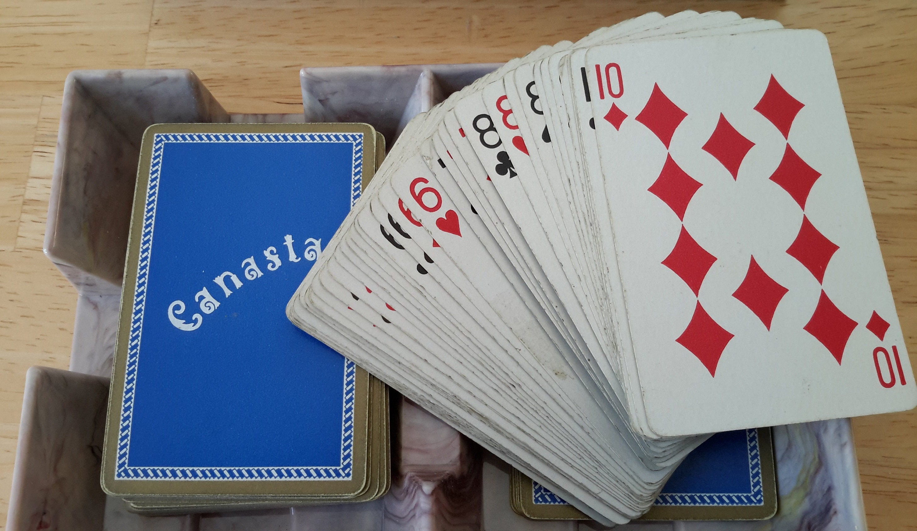 CANASTA the New Argentine Rummy Game With Official Rules Score Sheets ...