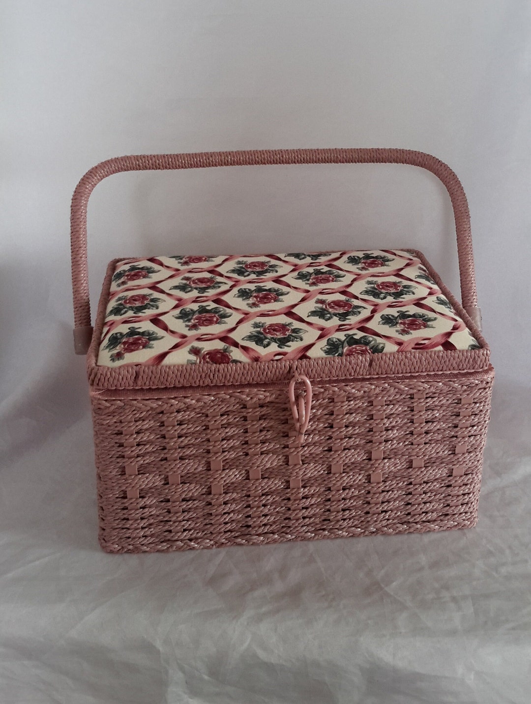 Sewing Notions Box Pretty Roses and Ribbons Padded Top Woven Mauve Pink ...