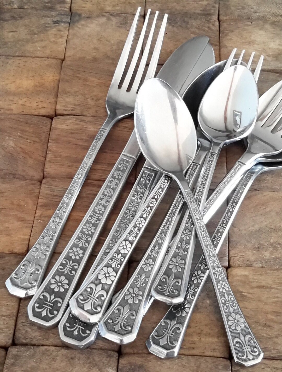 Interpur FLORENZ Flatware Pieces Vintage Pedal Flower and Fleur-di-lis ...