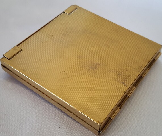 Avon Gold Compact Vintage Art Deco Lined Face Powder … - Gem