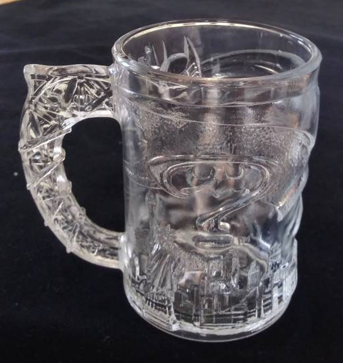 BATMAN FOREVER DC Comics Embossed Collectors Glass Mug Mcdonalds 3D ...