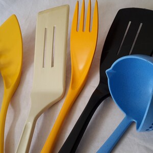Assorted Colorful Retro Kitchen Utensils Vintage Cooking Prep Nylon ...