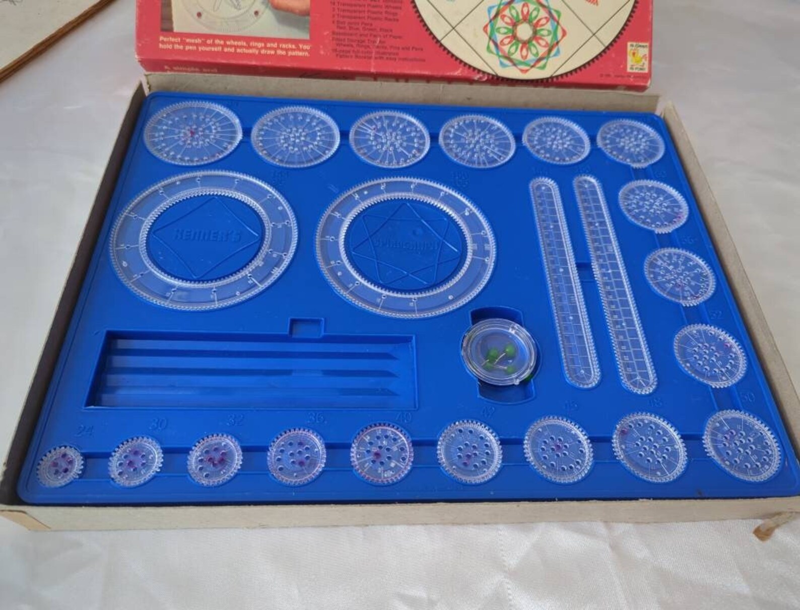 1967 Kenner's 401 New Spirograph for All Ages A Simple - Etsy