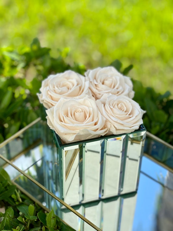 5 Mirror vase with XXL preserved roses Mirror Vase | Etsy