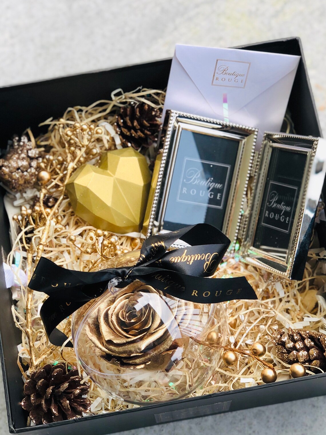 Christmas Gift Box With an Ornament Curated Gift Box - Etsy