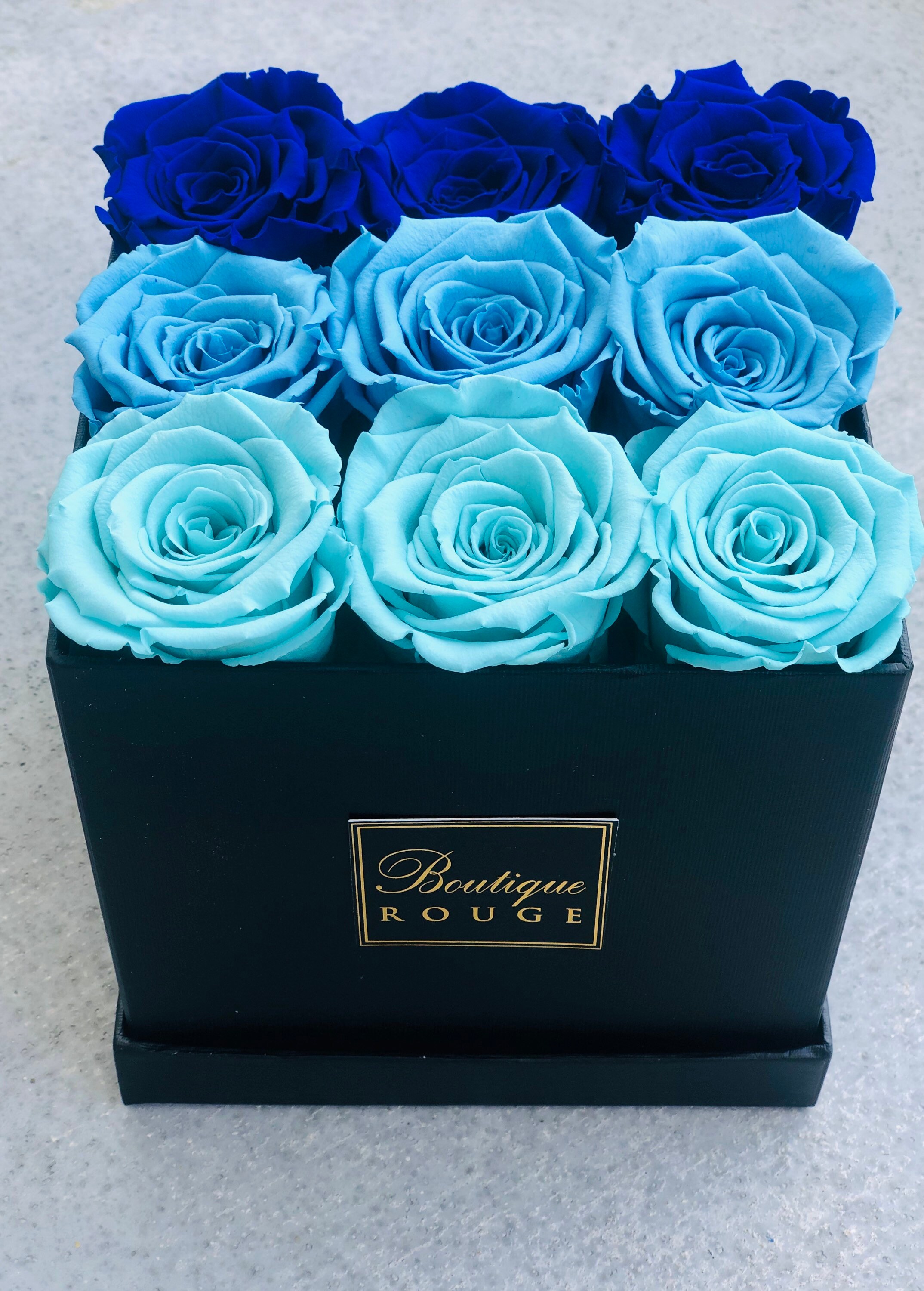 Blue Ombré Preserved Roses Blue Eternity Roses in a Box - Etsy.de