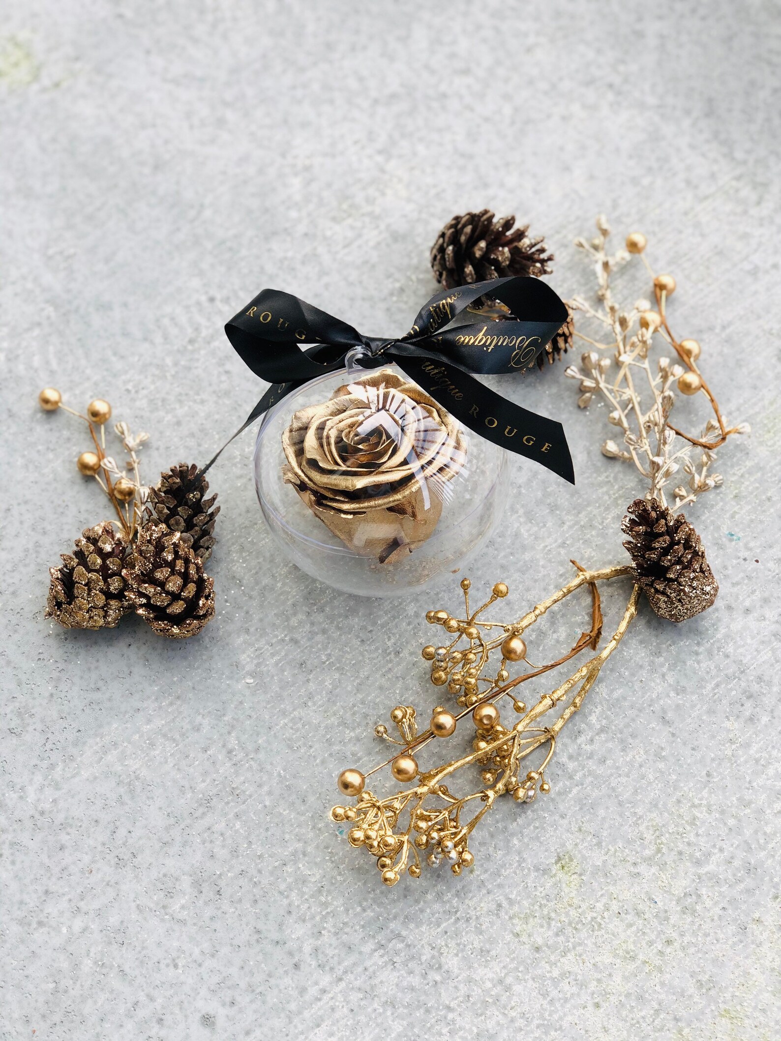 Christmas Gift Box With an Ornament Curated Gift Box - Etsy