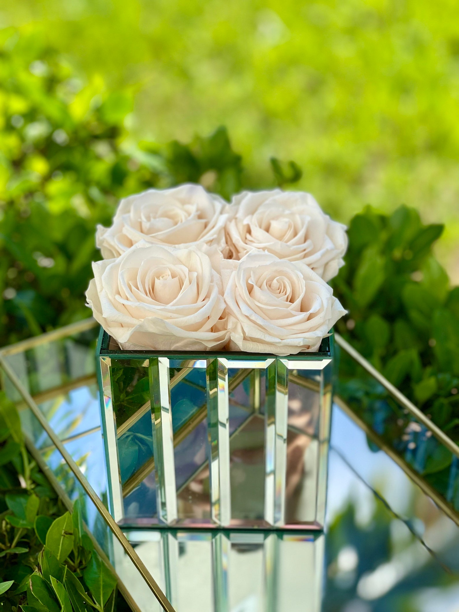 5” Mirror Vase With XXL Preserved Roses, Mirror Vase Centerpiece ...