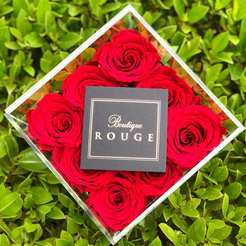 Premium Acrylic Box With Luxury Roses Roses in a Box - Etsy