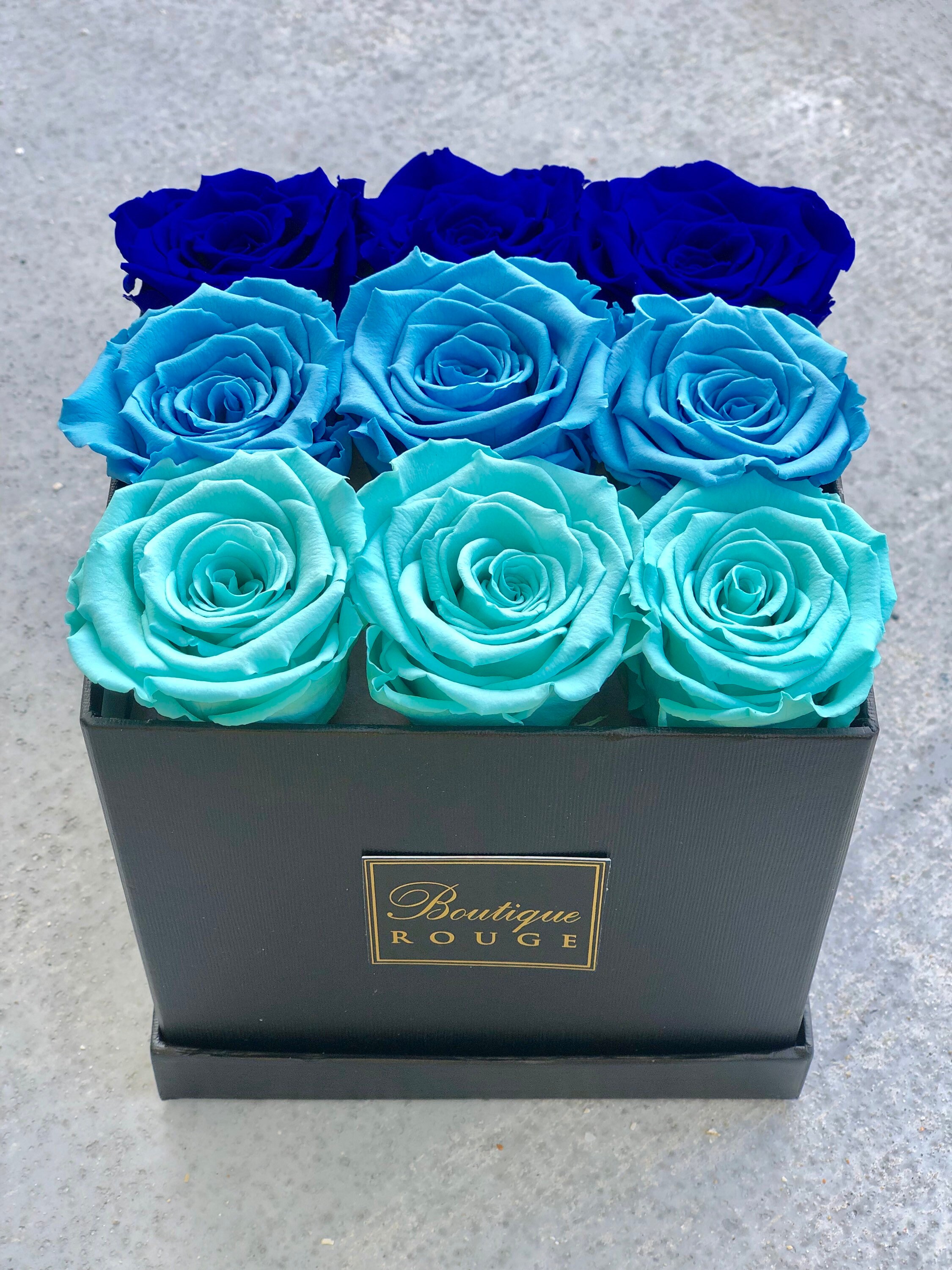 Blue Ombré Preserved Roses Blue Eternity Roses in a Box - Etsy.de