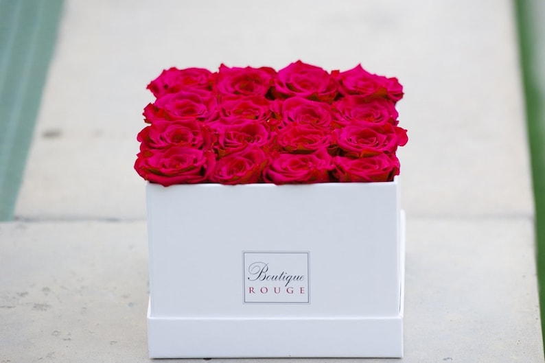 Eternal Roses, Preserved Roses in a Box, Roses That Last for Years ...