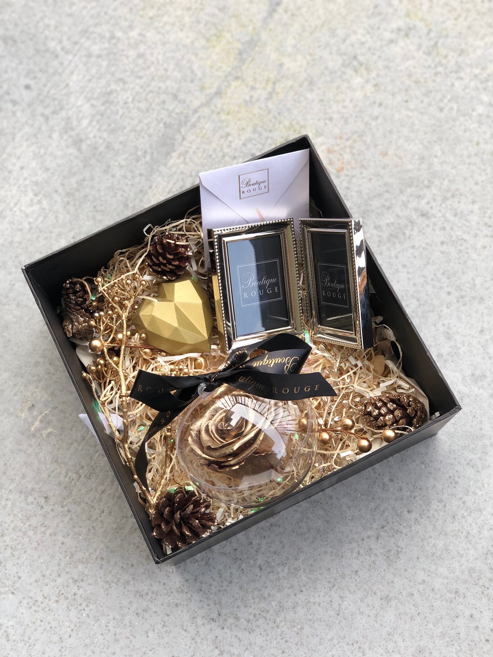 Christmas Gift Box With an Ornament Curated Gift Box - Etsy