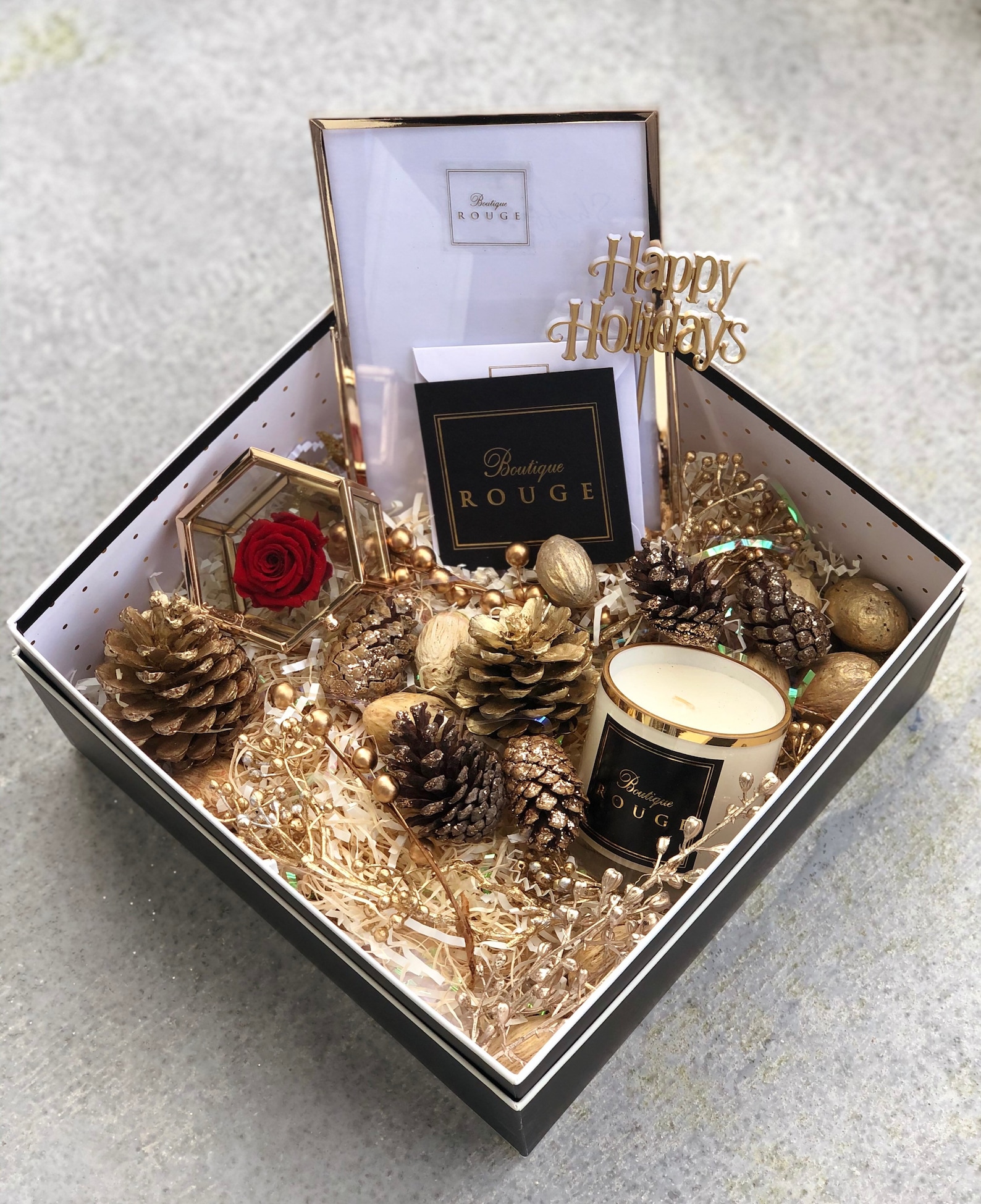 Curated Christmas Gift Box, Handmade Holidays Gift Box, Happy Holidays ...